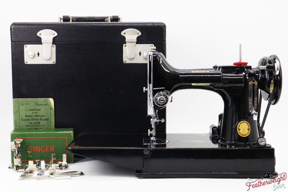 Singer Featherweight 221K Sewing Machine, 1952 - EH1402** - quilting ...